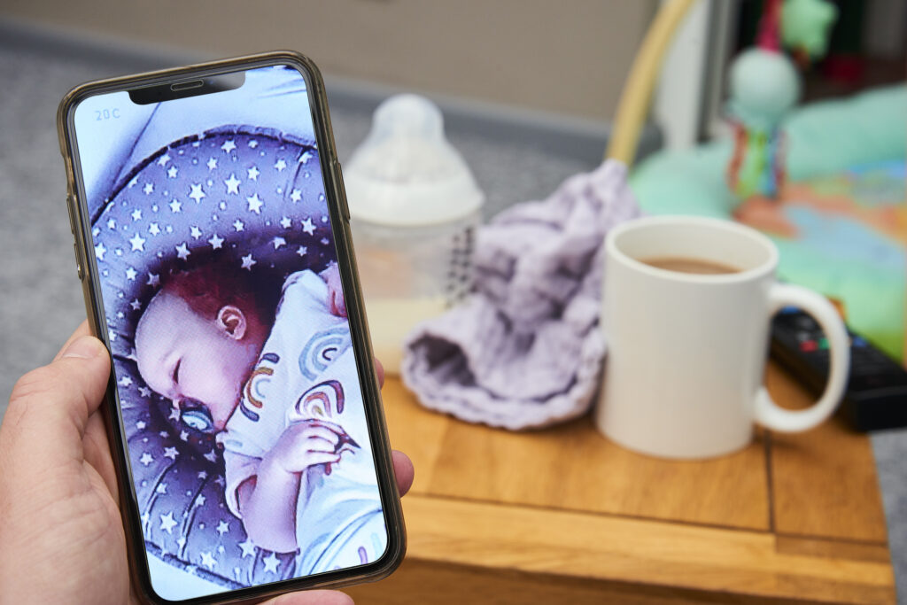 Das Handy als Babyphone verwenden: So überwachen Sie Ihr Kind - EDEKA smart